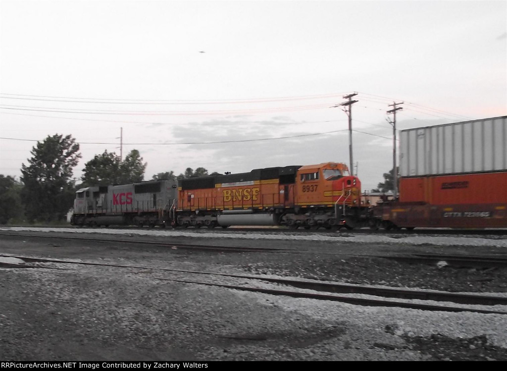 KCS 3955 BNSF 8937